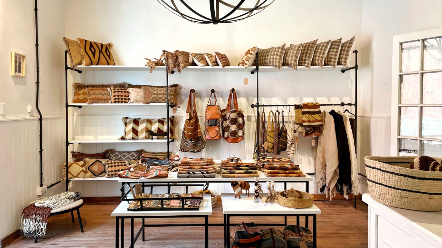Guía Una Tienda Con Propósito Objetos De Arte Y Decoración